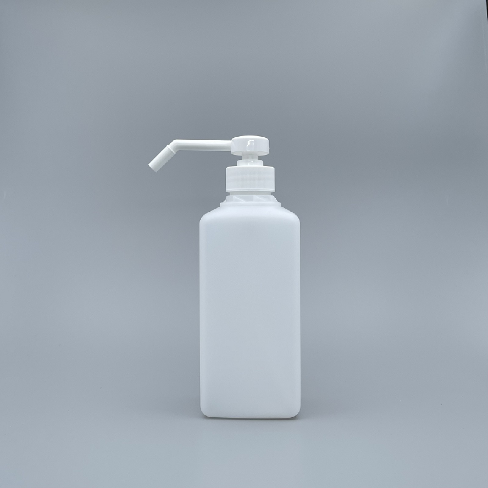 噴瓶 下壓式 PE 500ml四角本色瓶身 NH-500